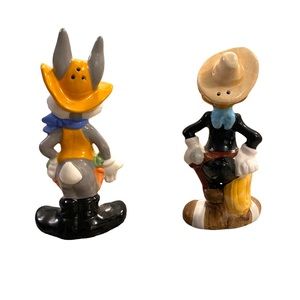 Warner Bros. | Dining | Looney Tunes Warner Bros Cowboy Bugs Bunny And ...